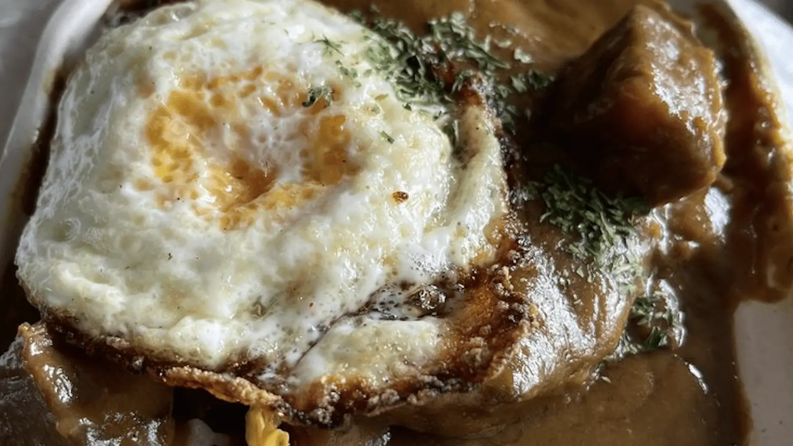 Where to Find the Best Loco Moco on Oahu - Hawaii Islander